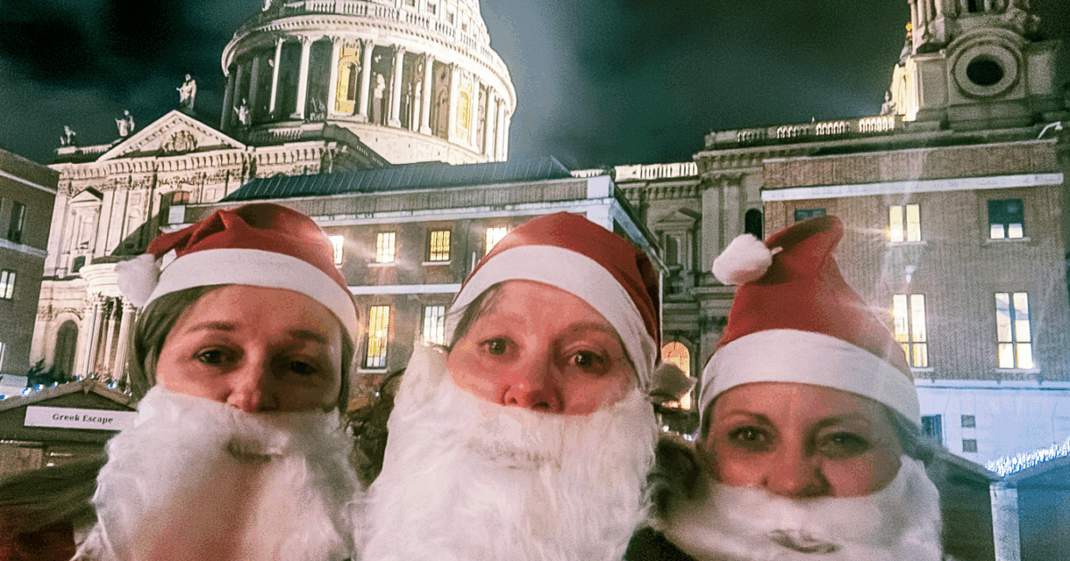 A sea of Santas take to the City - Momentum Children's Charity